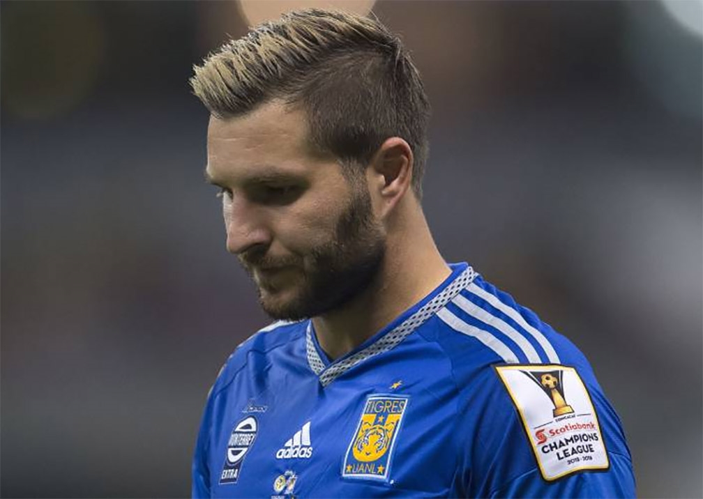 Háblenle a John Milton...¡para que despierte a Gignac!