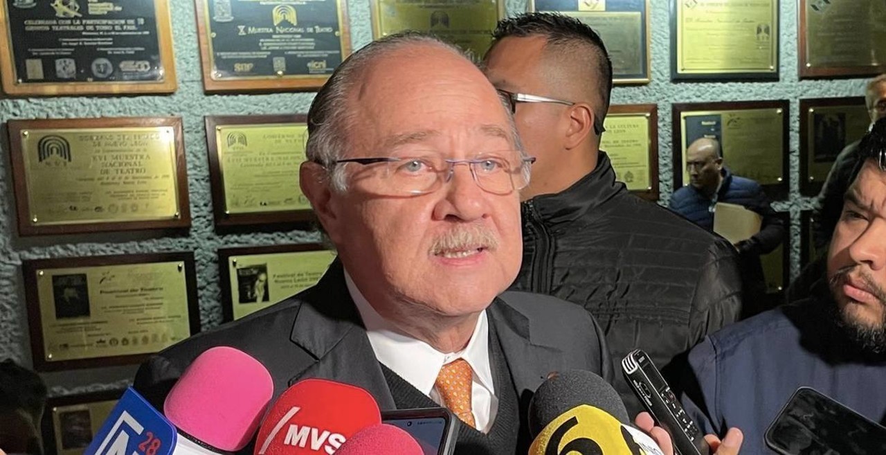 Exigen frenar juicio contra Javier Navarro