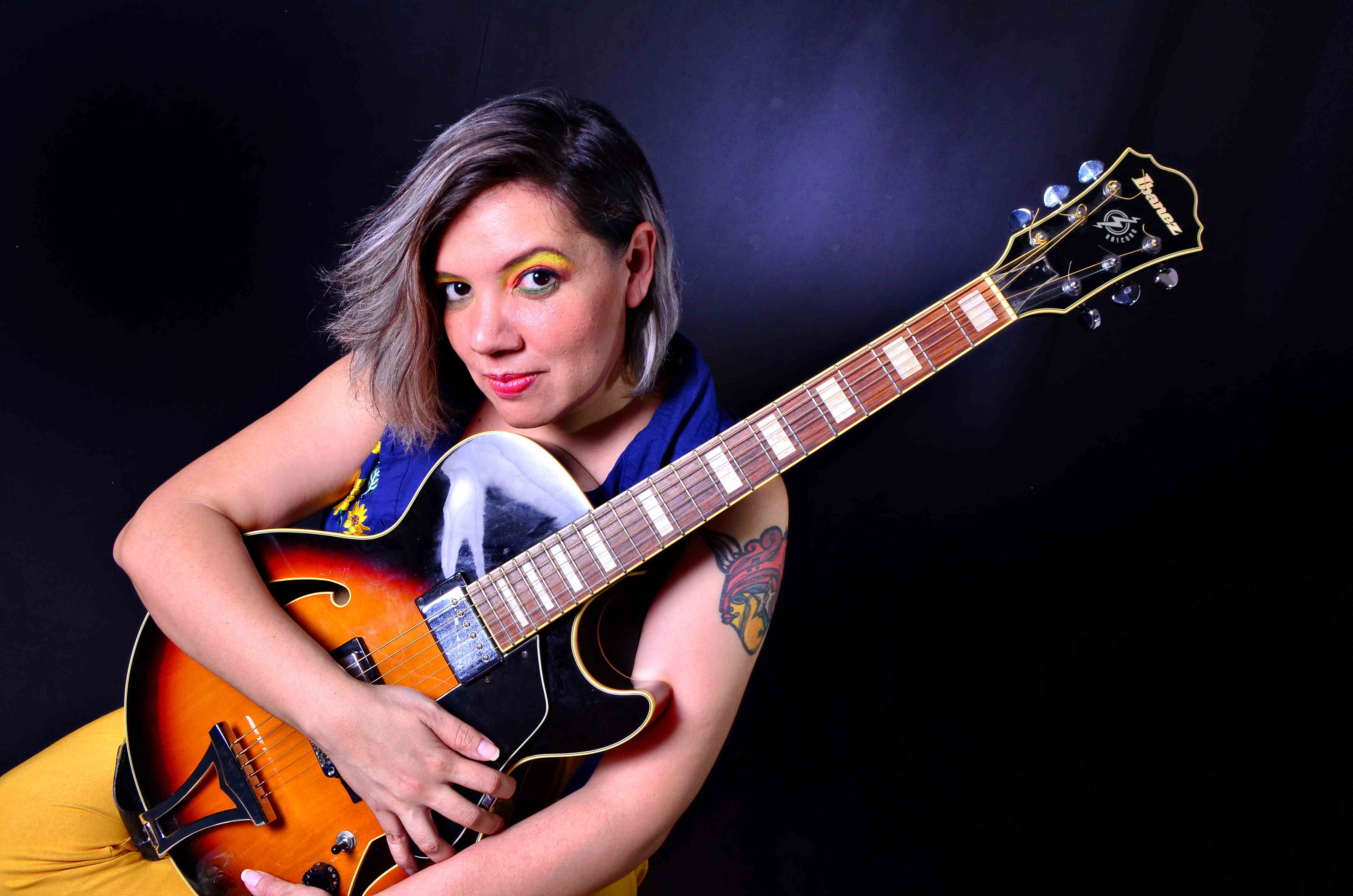 Celebra Meliza Hernández dos décadas de historia en el sonido regiomontano