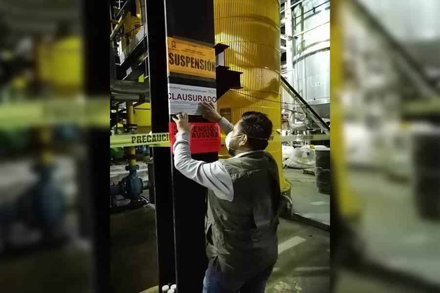 Clasuran Viakem por mal manejo de sustancias químicas