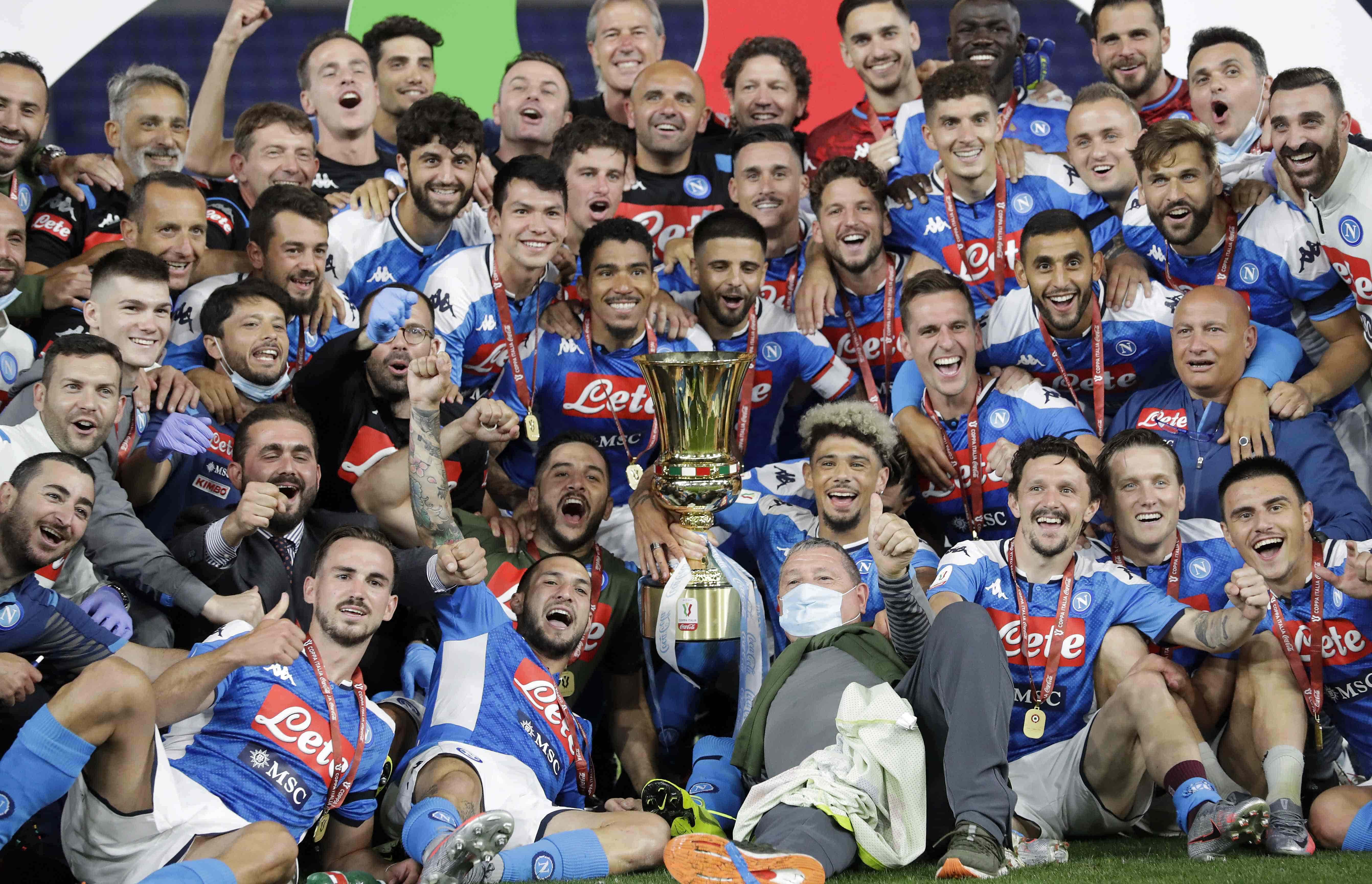 Napoli obtiene Copa de Italia; 'Chucky' Lozano, primer campeón mexicano ...